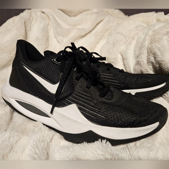 Nike | Shoes | Nike Precision V Blackwhite Cw344003size 8 | Poshmark